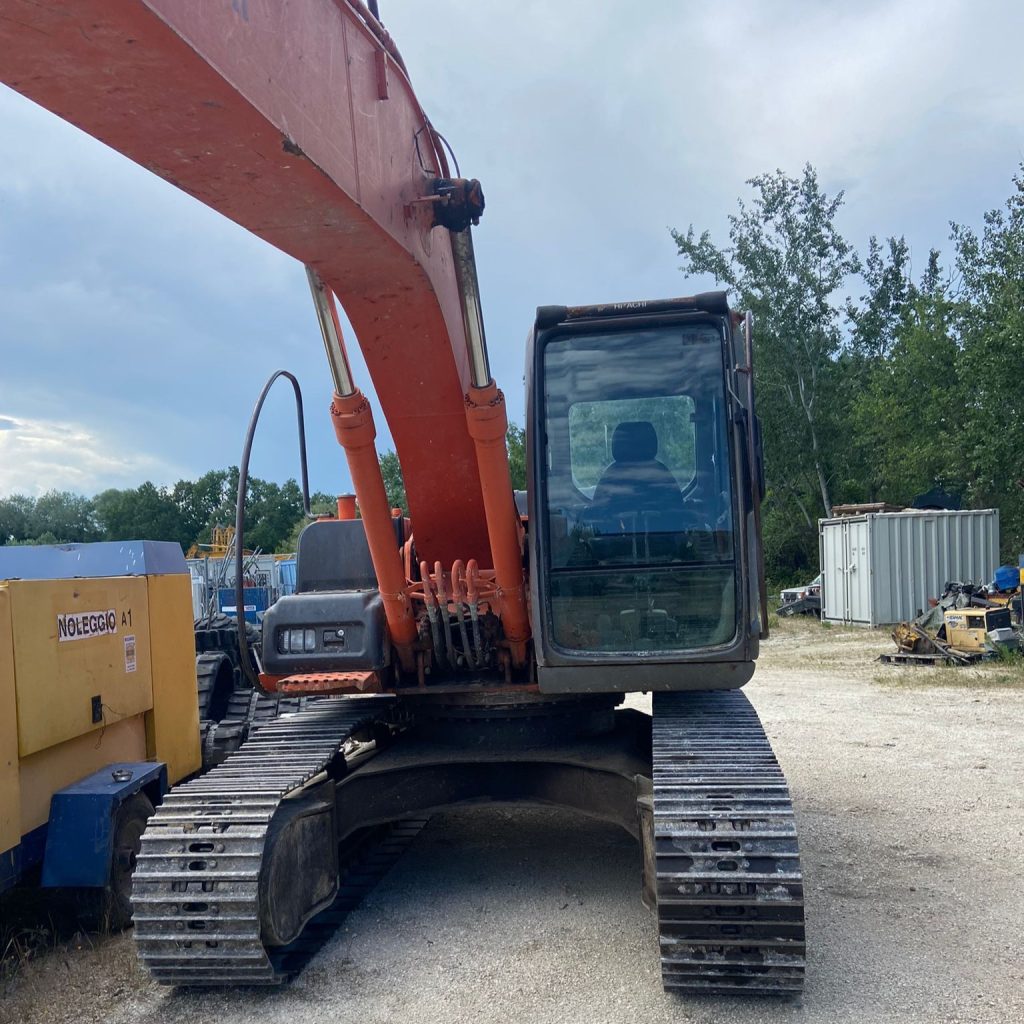 Escavatore cingolato marca HITACHI modello ZAXIS 160LC - Edimac Pescara