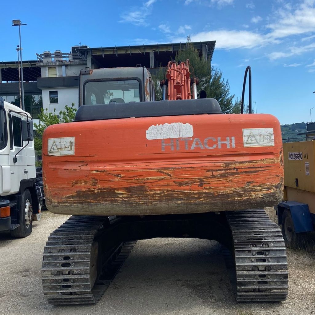 Escavatore cingolato marca HITACHI modello ZAXIS 160LC - Edimac Pescara
